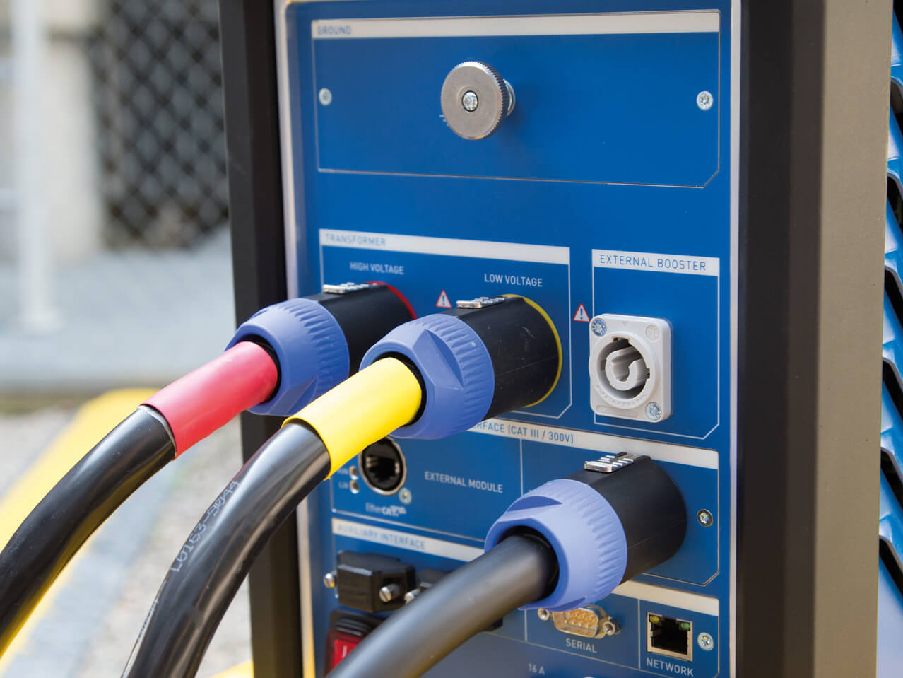 TESTRANO 600 - 전력용 변압기의 포괄적인 시험을 위한 3상 진단 장비 - OMICRON